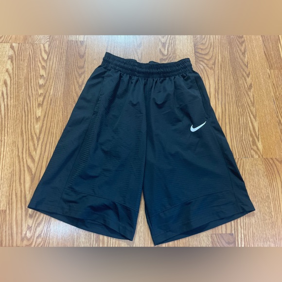 Nike | Shorts | Nike Mens Black Shorts With Pockets M | Poshmark